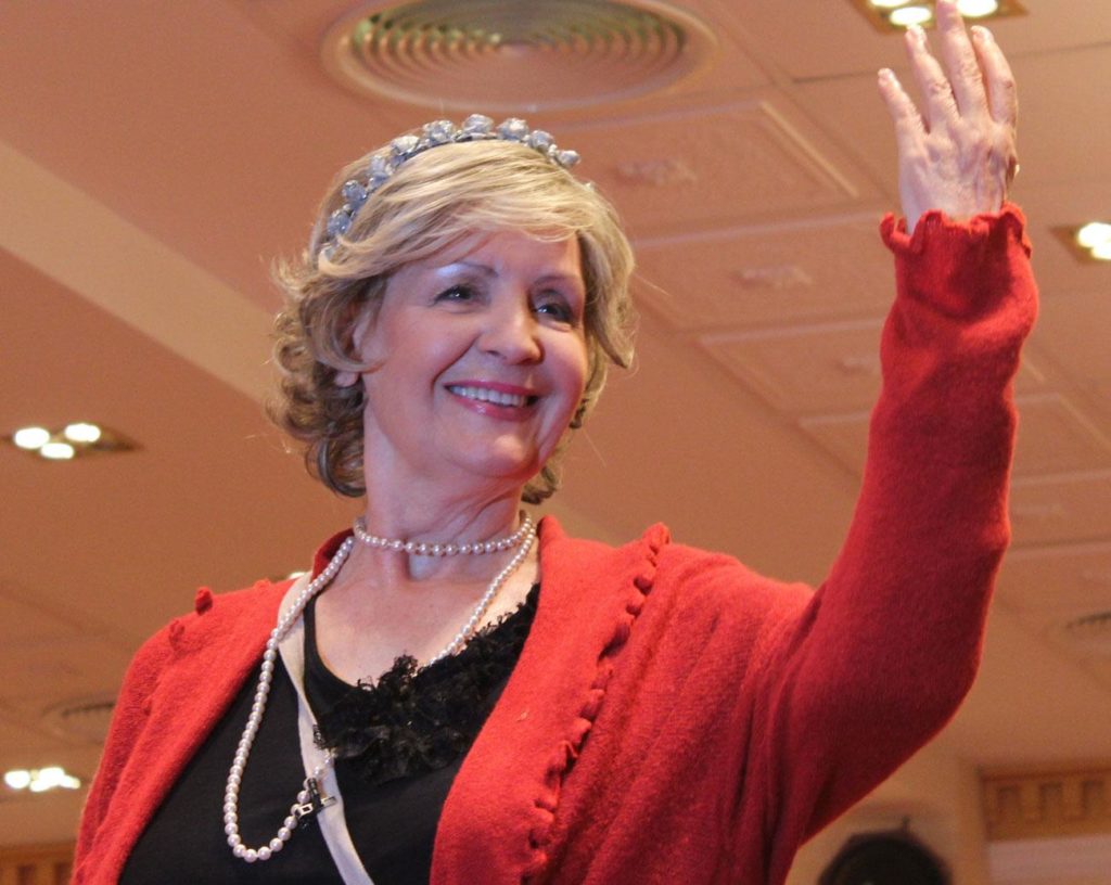 MAJKA JOJ JE REKLA JEDNO, A PAPIRI KAŽU DRUGO: Lepa Lukić ne zna tačan ...