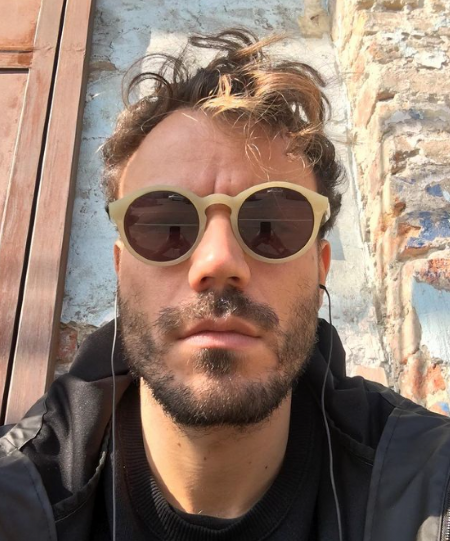 OVO JE BRAT RELJE POPOVIĆA: Majka im je bila poznata balerina, a ne zna se ko je ljepši