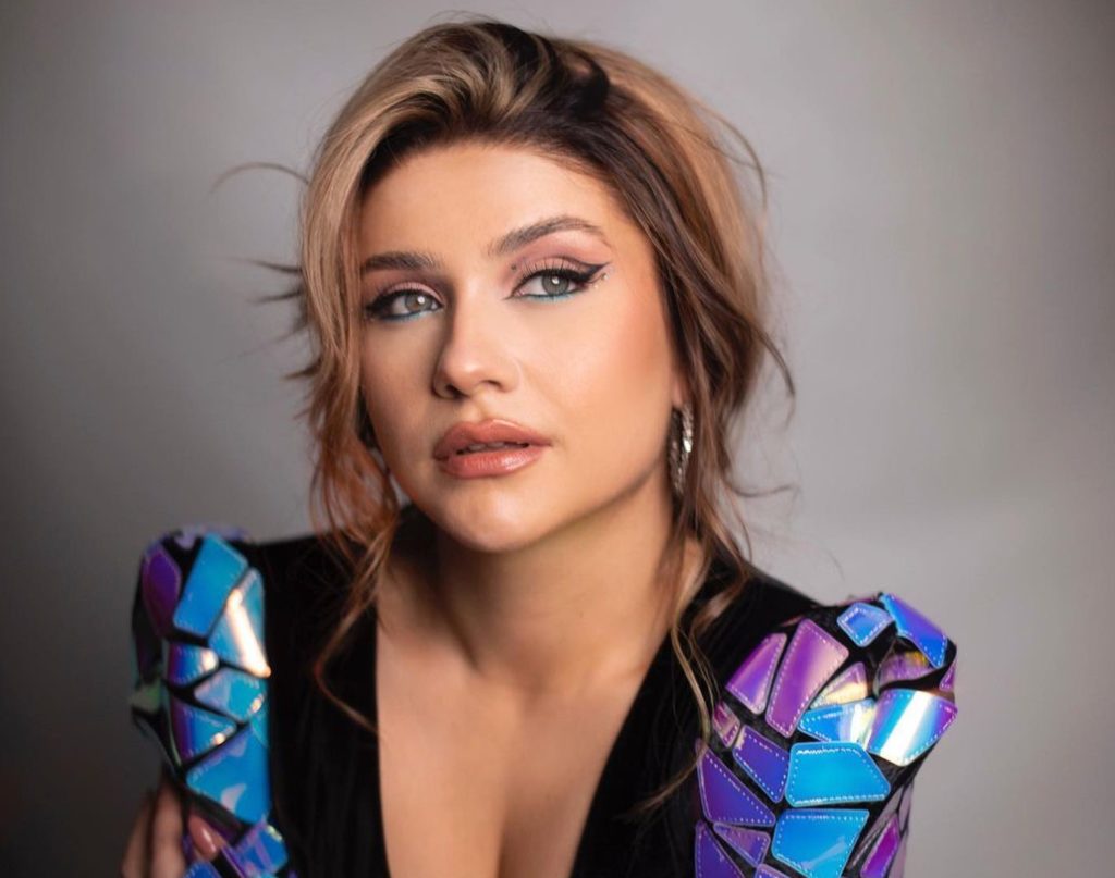 APSOLUTNO SI PREDIVNA: Ilma Karahmet pozirala u Milanu, Deen nije ...