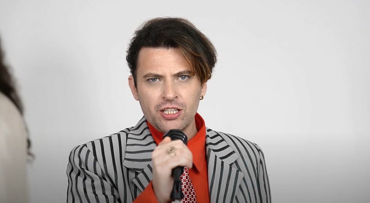 NAKON TRIDESET GODINA NAPUSTIO JE GRUPU "REGINA": Davor Ebner prvi put ...