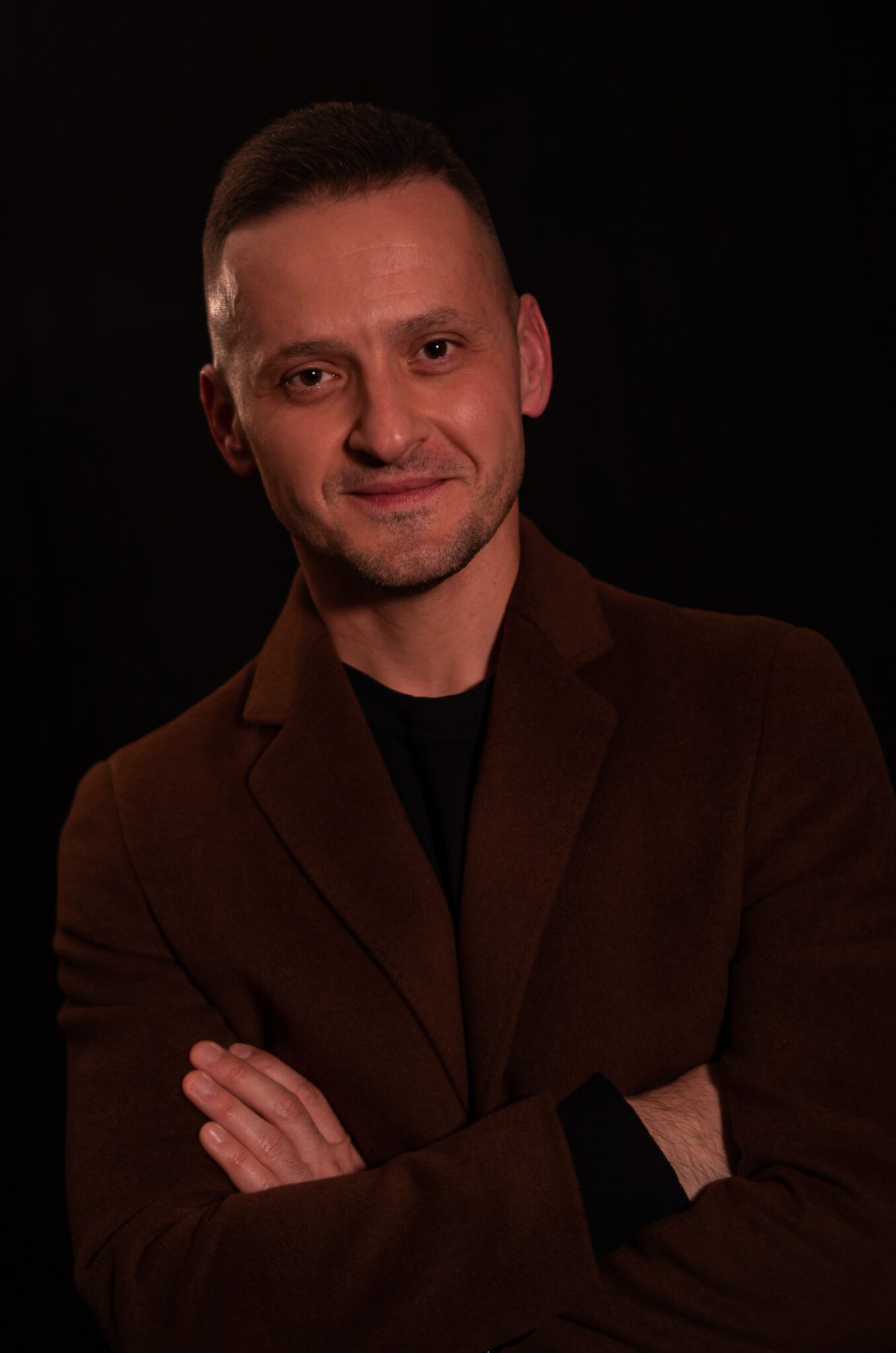 Kenan Mačković objavio singl “Ljubav je rođena” i poručio: "Slijedite ...